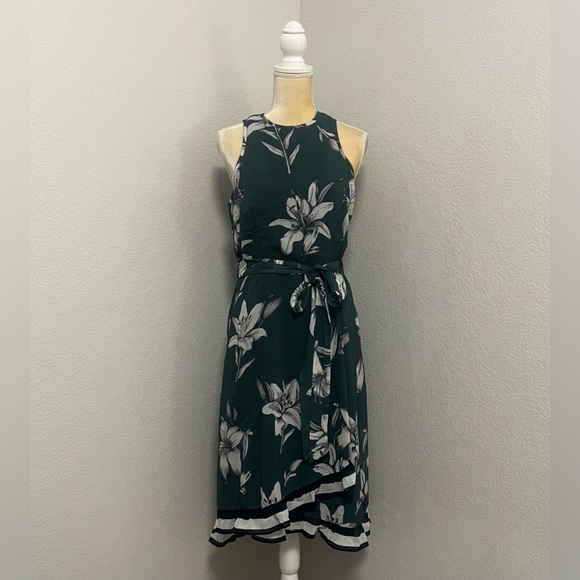 eshakti | Dresses | Eshakti Lily Print And Stripe Ruffle Hem Georgette ...
